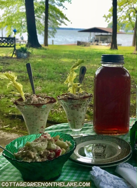 Lakeside Spring Picnic and Recipe for Chicken and Cucumber Salad ...